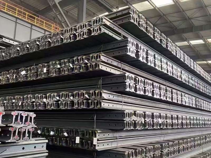 RR Track Width and Rail Clip Specifications